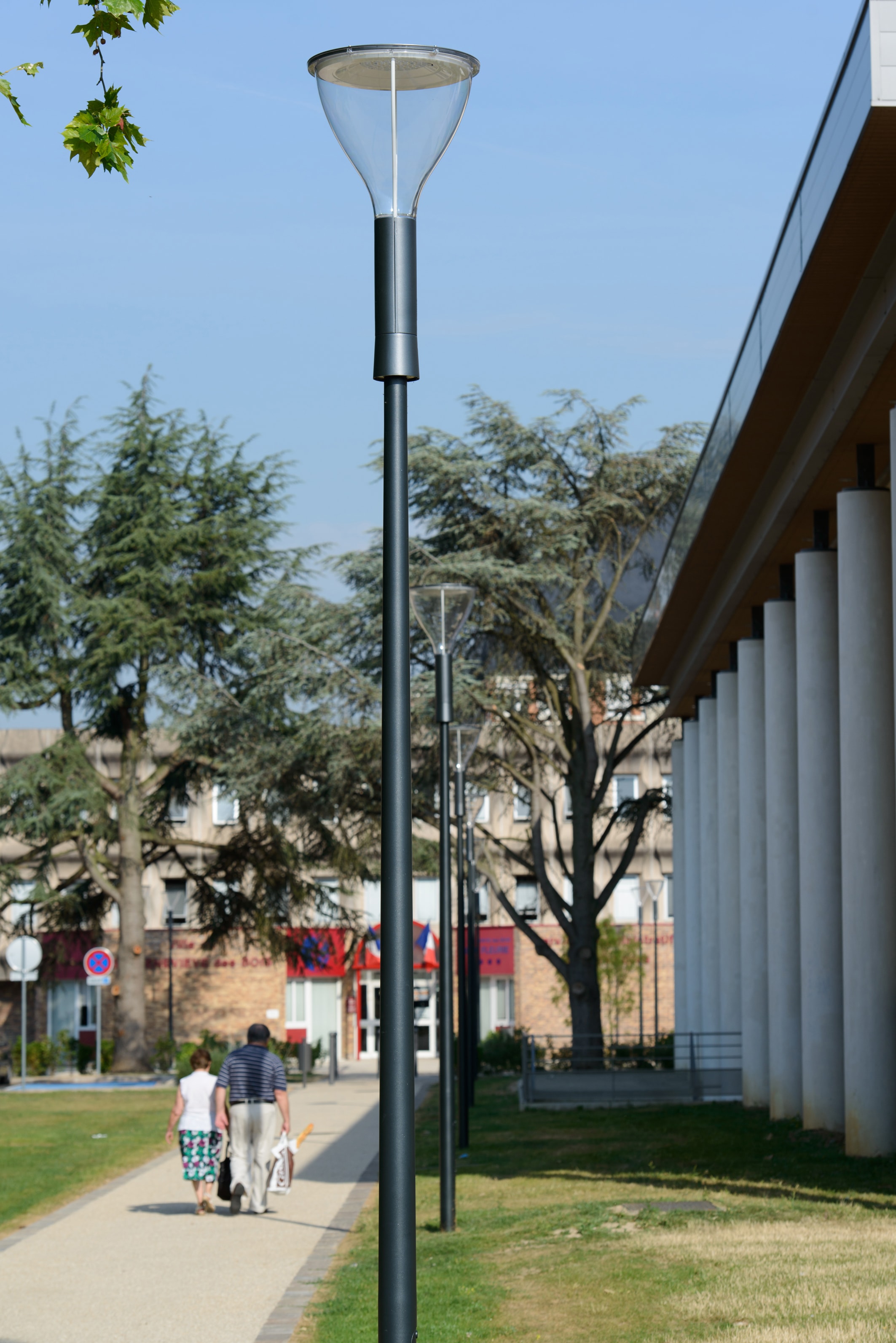 Philips Metronomis LED-Außenleuchten - Ein Spiel mit Licht und Schatten