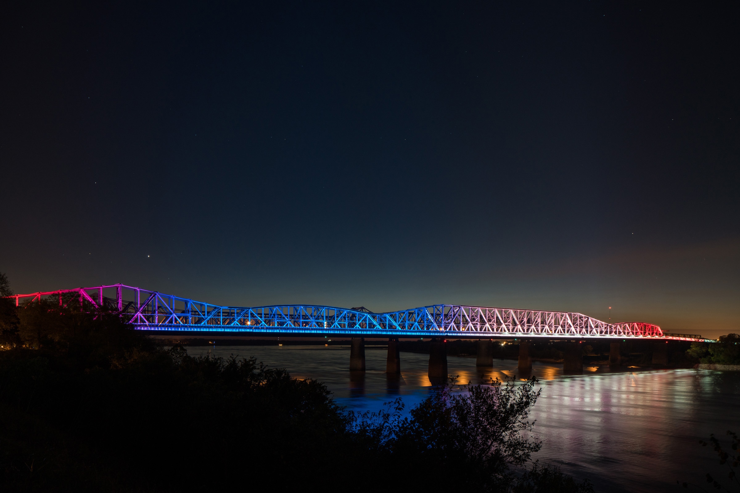 Philips Lighting commemorates Big River Crossing grand opening with new ...