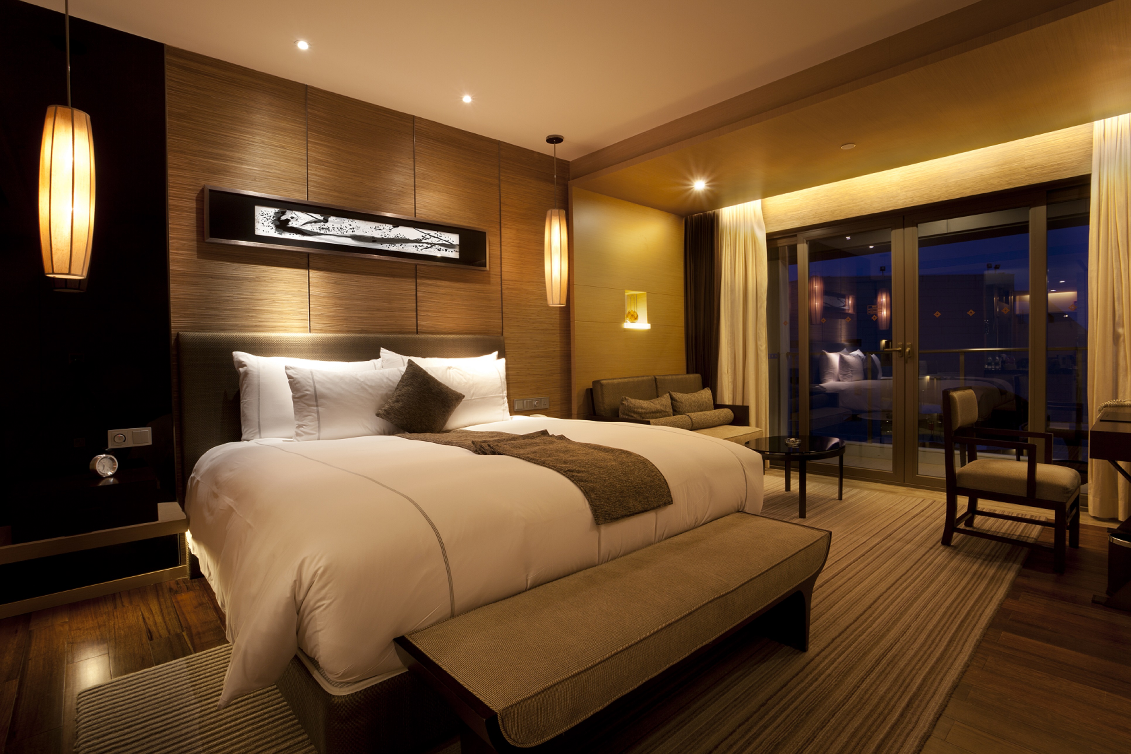 Philips Lighting raises bar for ambient lighting with its new Philips ...