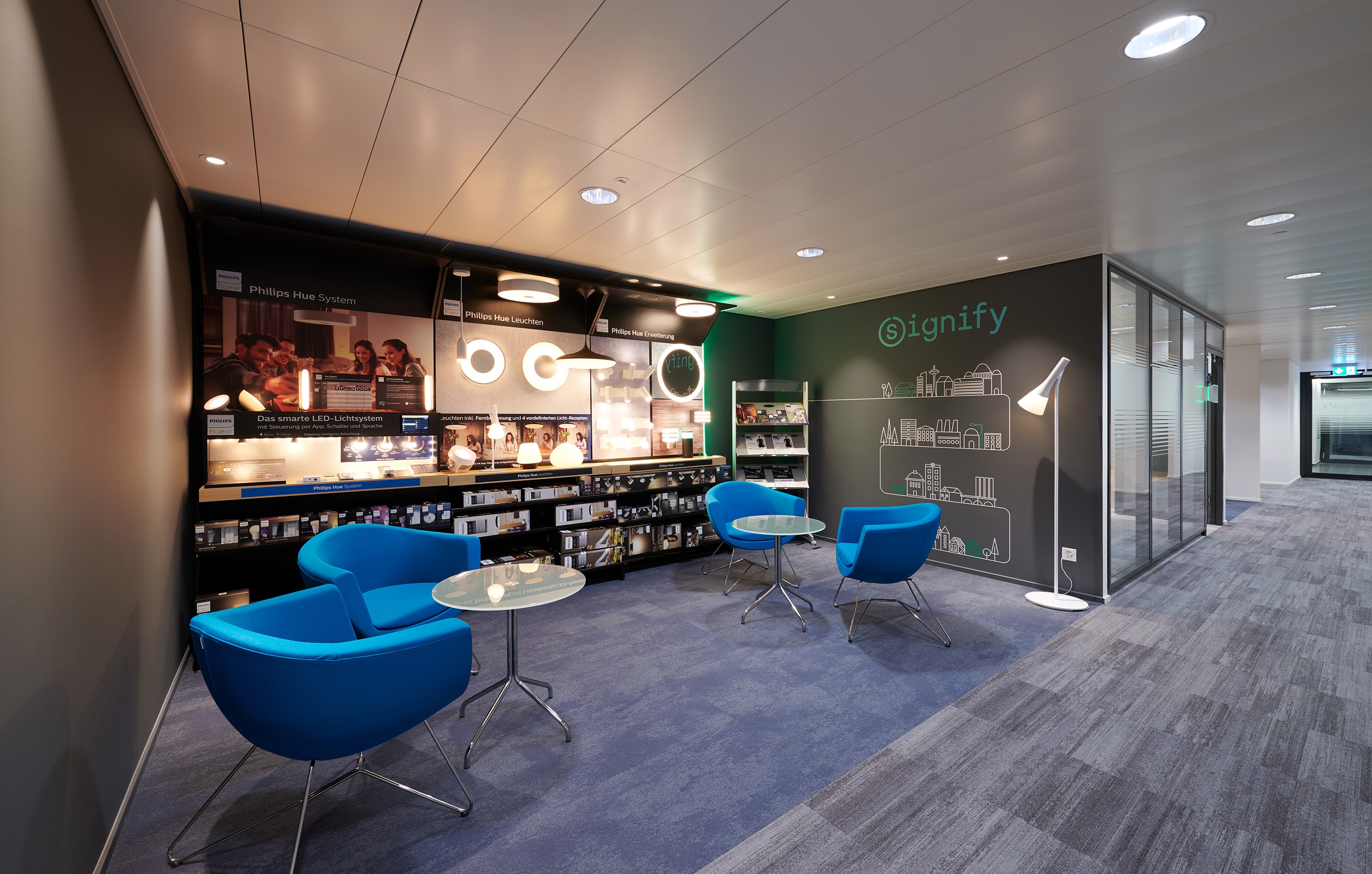 Signify Schweiz macht innovative Bürobeleuchtung erlebbar | Signify ...