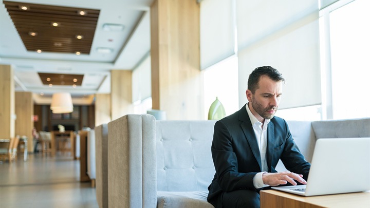 LiFi de Signify – Hôtellerie | Site Internet Signify