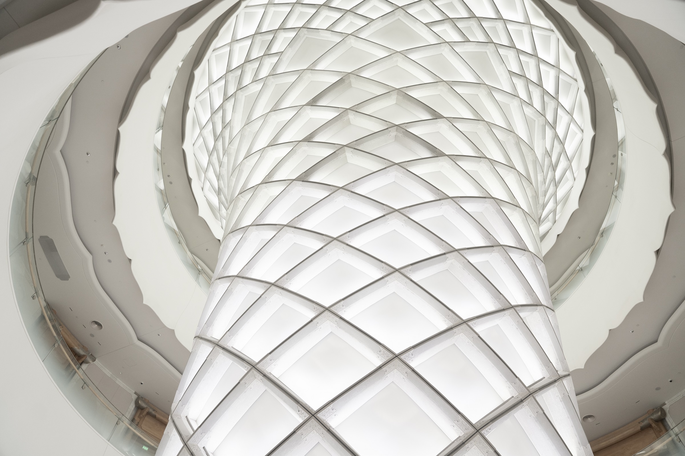 Unique Color Kinetics lighting in domed ceiling | Signify Company Website