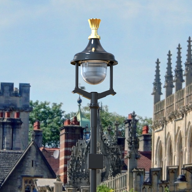 Enhancing urban connectivity through street lighting | Signify