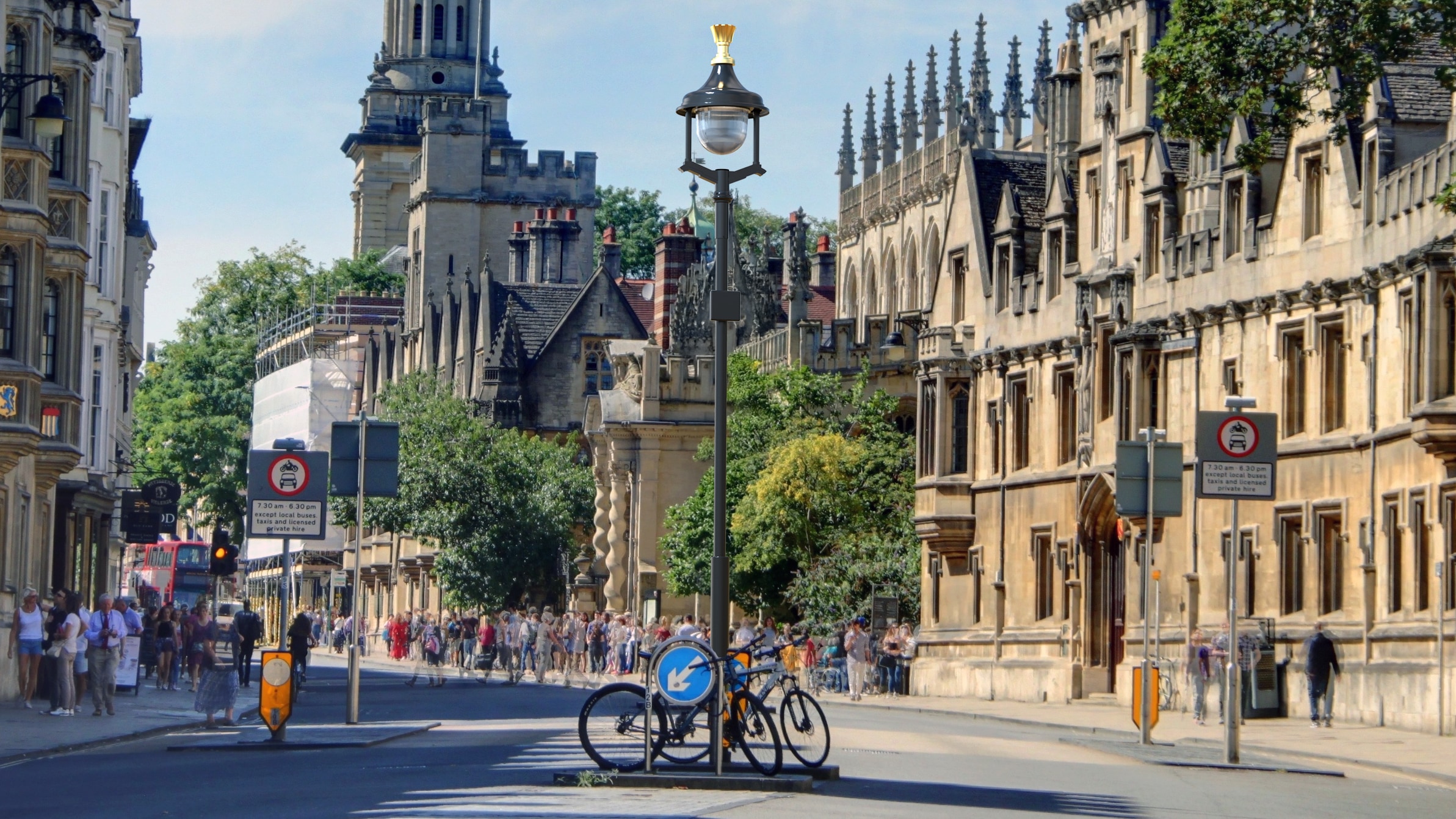 Enhancing urban connectivity through street lighting | Signify