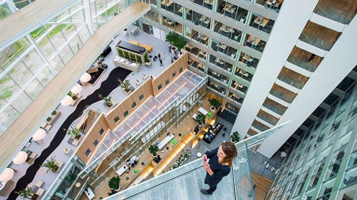 What is LiFi? Learn more about LiFi technology | Signify Company Website