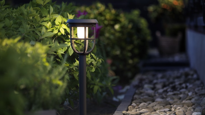 昕诺飞推出飞利浦高效节能轻智能太阳能灯具 | Signify公司网站